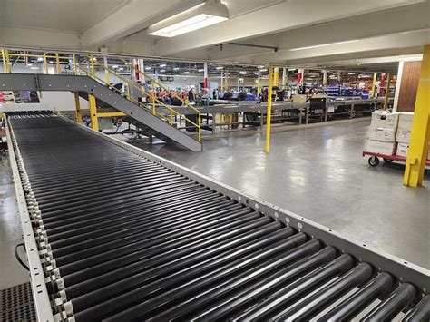 Arpac Arbot 1000 Robotic Palletizer With Stretch Wrapper