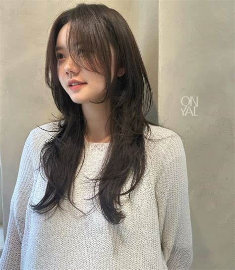 성수동 미용실 온야드 허쉬펌 Korean Hair Style Onyad Long Hush Perm In 2024 Long Scene Hair Long Curls