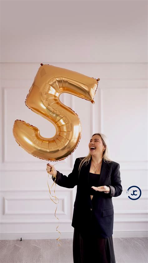 Ana Jacobs Anajacobs • Instagram Photos And Videos