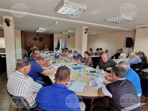 Общински съвет Полски Тръмбеш прие изменение на числеността на общинската администрация