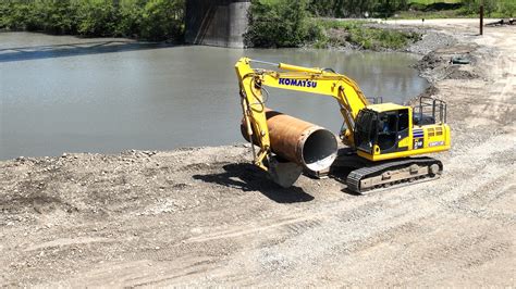 საქართველოს ინფრასტრუქტურის მინისტრმა რევაზ სოხაძემ სამინისტროს თანამშრომლებთან და სახელმწიფო