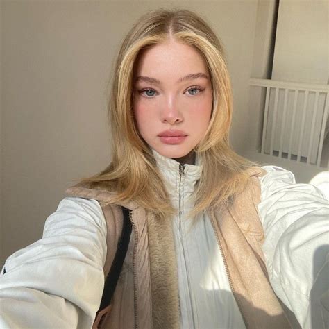 Pin By A E S T H E T I C S On Хорошенькое личико Hair Styles Pretty
