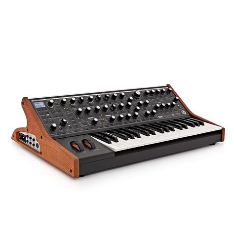 Moog Subsequent 37 Analog Synthesizer At Gear4music