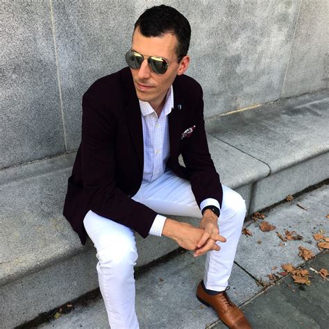 Nick Finzers Amazon Page