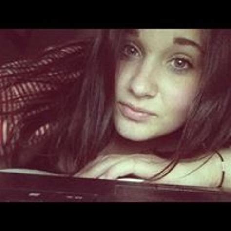 Stream Julia Orta Music Listen To Songs Albums Playlists For Free