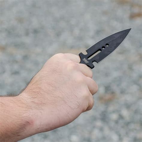 What Is A Push Dagger