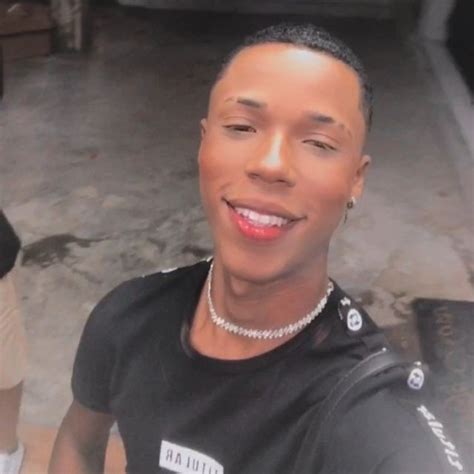 rafaell messias rafaelmessiasvaz threads say more