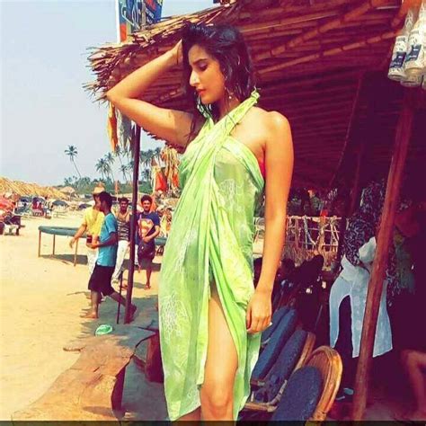 Nikhita Chopra Wiki Age Boyfriend Husband Family Biography More