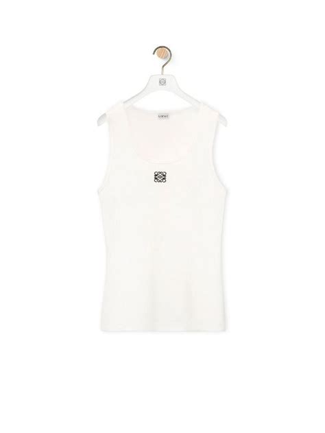 Esta Camiseta De Tirantes De Loewe Es La Prenda Más Codiciada Del Mundo