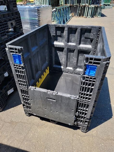 Used Collapsible Bulk Containers Best Space Saving Option