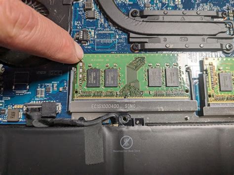 Pc에서 Ram을 업그레이드하는 방법 Corsair