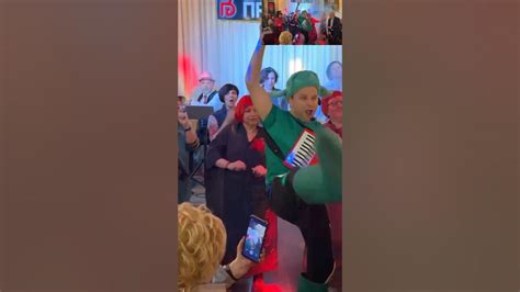 Семён Фролов на фестивале со своей песней Все бабы как бабы а моя богиня Youtube