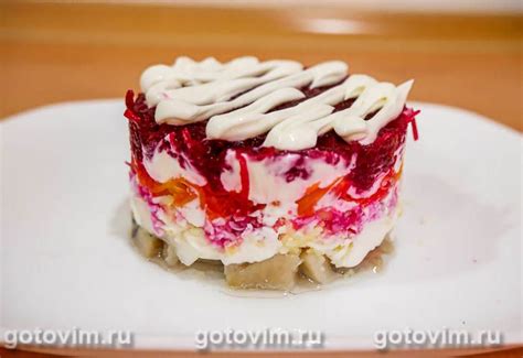 Порционная селедка под шубой (без картофеля). Рецепт с фото
