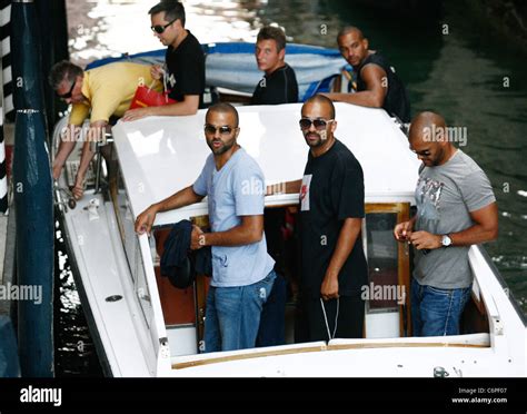 Tony Parker And His Brother Tj Parker Take A Boat Ride With Friends In Venice Venice Italy