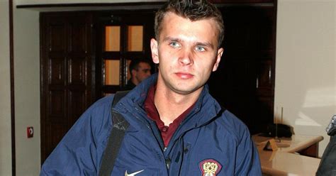 Voormalig Russisch Voetbalinternational Aleksey Bugaev 43 Sterft Tijdens Oorlog Met Oekraïne