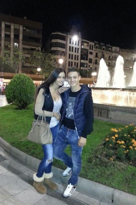 L A Uitat Definitv Pe Iulian Moga Vezi Cat De Bine Se Inteleg Iulia Parlea Si Gabi Torje Si Ce