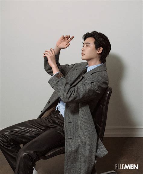 Lee Jong Suk Is The Cover Star Of Elle Men Singapore Issue 03