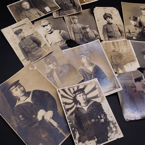 古い写真 白黒写真 戦時中 滕野部隊 旧日本軍 軍隊 軍人 軍服 記念写真 集合写真 当時物 学生 戦争 男性 富山県 資料 時代を知る t 印刷物