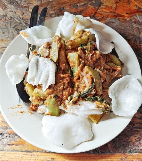 10 Lotek Enak Di Bandung Yang Paling Terkenal Nibble