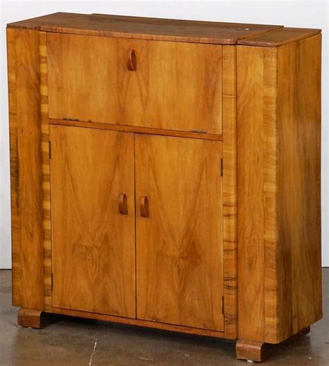 English Cocktail Bar Or Drinks Cabinet From The Art Deco Era For Sale