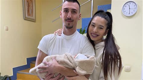 Раждането на Габриел Youtube