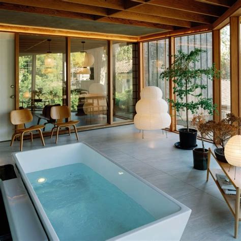 Eight Homes With Practical And Well Designed Corner Windows