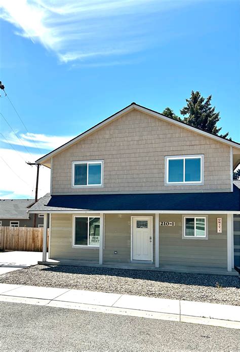 7 Beds 7 Baths House