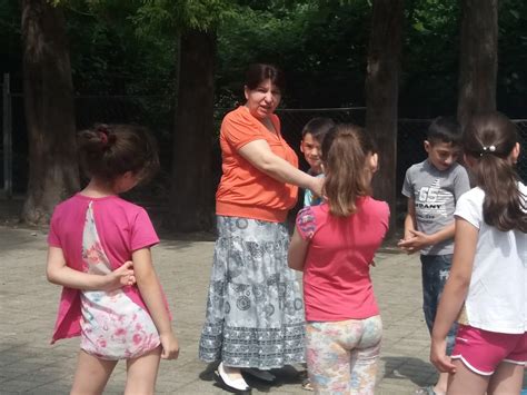 საზაფხულო სკოლს ნაპერწკალი დღე პირველი 18 06 2018