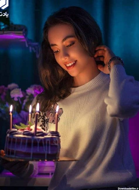 ژست عکس تولد زنانه