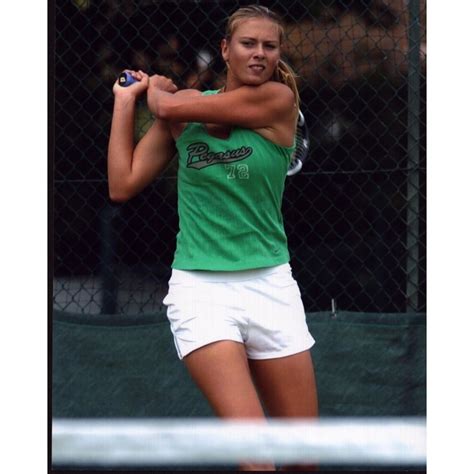 Maria Sharapova Swinging Tennis Racket Photo Print 8 X 10 Item