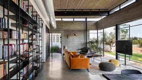 Бетонный дом в Тель Авиве Профиль