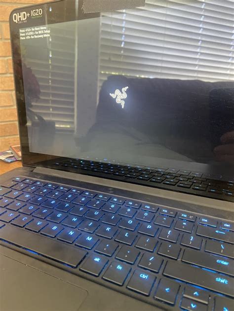 laptop won t boot up stuck on this screen r computerhelp