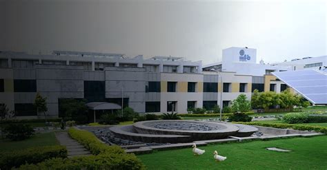 Associate Diploma In Data Science With IIIT Bangalore UpGrad