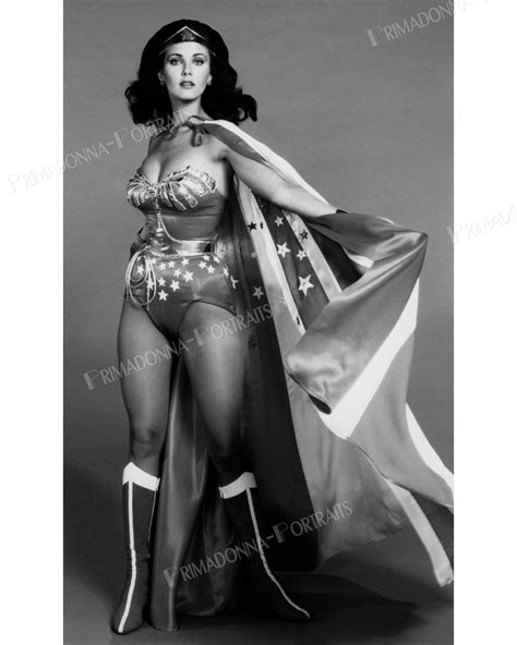 Linda Carter Hot