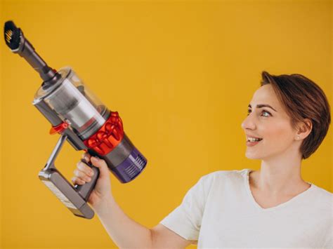 7 Rekomendasi Vacuum Cleaner Kecil Hemat Tempat