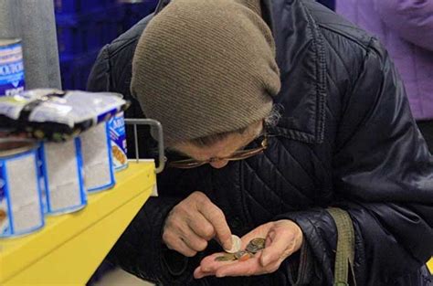 България е на второ място по бедност в ЕС