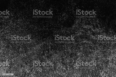 오래된 벽의 치장 벽토 표면이 손상되고 추상적 인 배경으로 집에 어두운 파란색 페인트로 그려집니다 0명에 대한 스톡 사진 및 기타 이미지 Istock