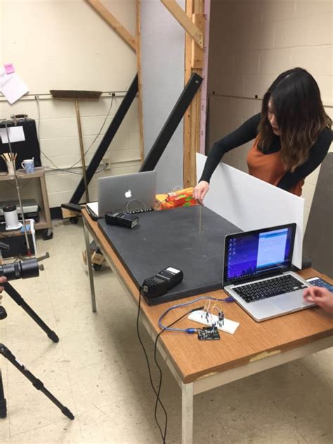 How To Build A Simple Sound Trigger For High Speed Photos With Arduino