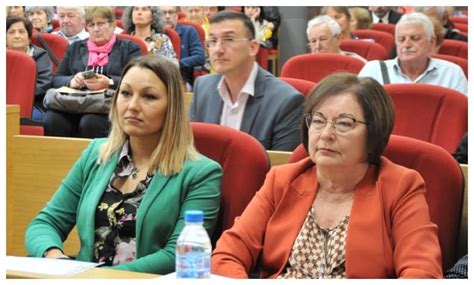 Донка Михайлова По млада община Троян експрес