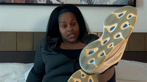 My Big Stinky Gym Feet Queensizesexyfeet Clips Sale