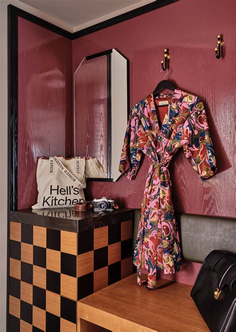 Pause Visits Romer Hells Kitchen Hotel — New York City Pause Online