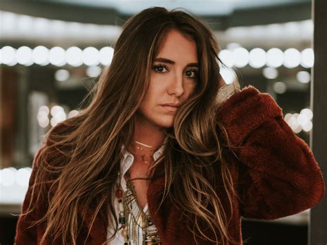 Lainey Wilson Wallpapers Wallpaper Cave