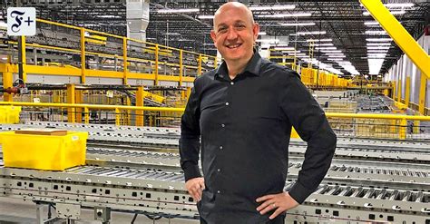 Tye Brady Ist Der Vater Der Amazon Roboter