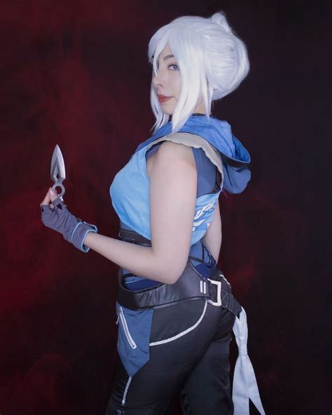 Jett Valorant Cosplay