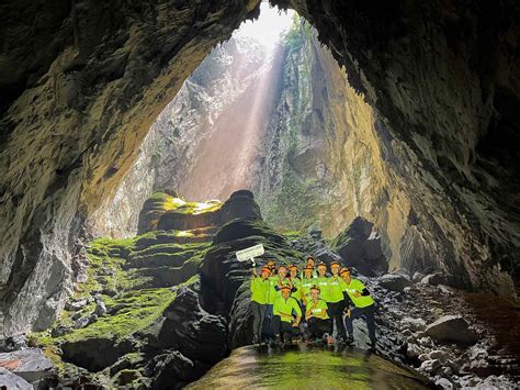 Explore Son Doong The World S Largest Natural Cave Vietnam News Latest Updates And World