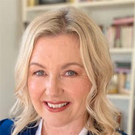 Secure Anna Thomas For Your Next Event Today