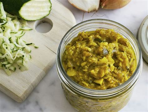 Hjemmelavede Squash Pickles Som Tilbehør Spis Bedre