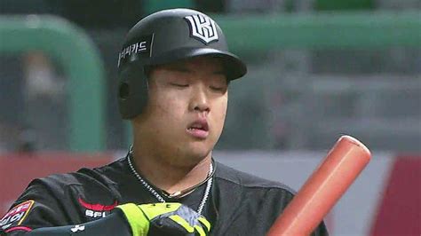 개막 1호 홈런 터뜨린 강백호…프로야구 고졸 신인 돌풍 네이버 Tv