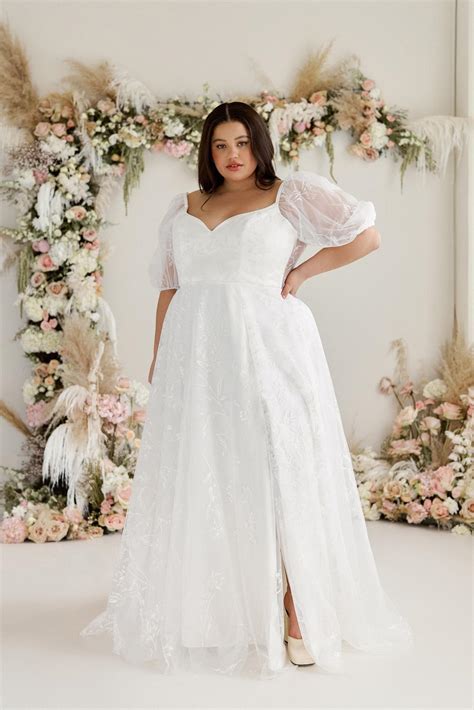 Plus Size Wedding Dresses For Mature Women Dresses Images 2025