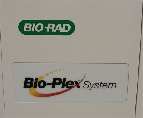 bio rad luminex 100 bio plex liquid array multiplexing system